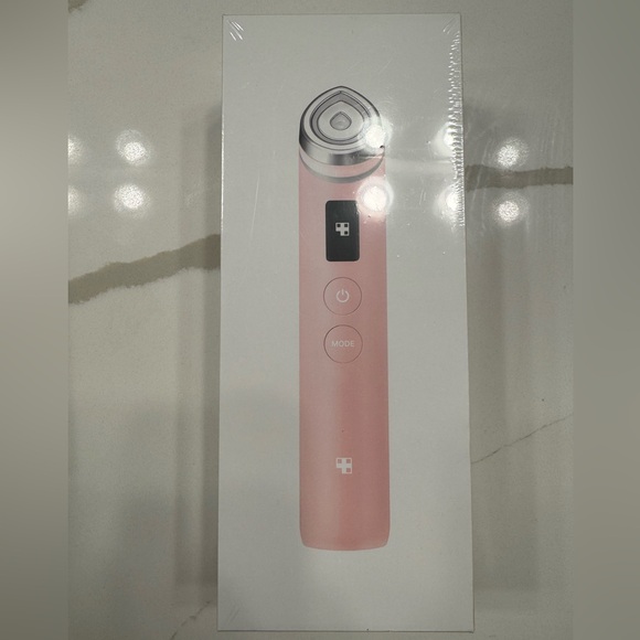 Medicube | Skincare | New Sealed In Box Medicube Ager Booster Pro Pink ...